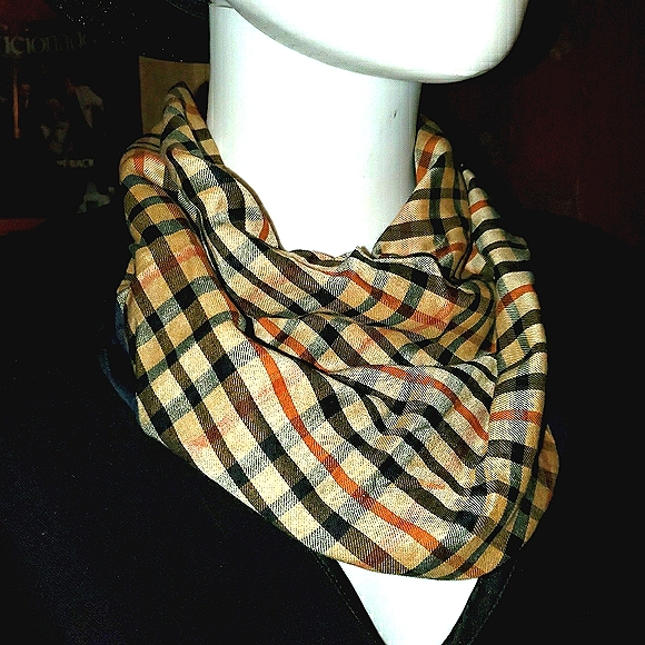 Daks | Accessories | Clasaic Vintage Daks Blue Tan Scarf | Poshmark